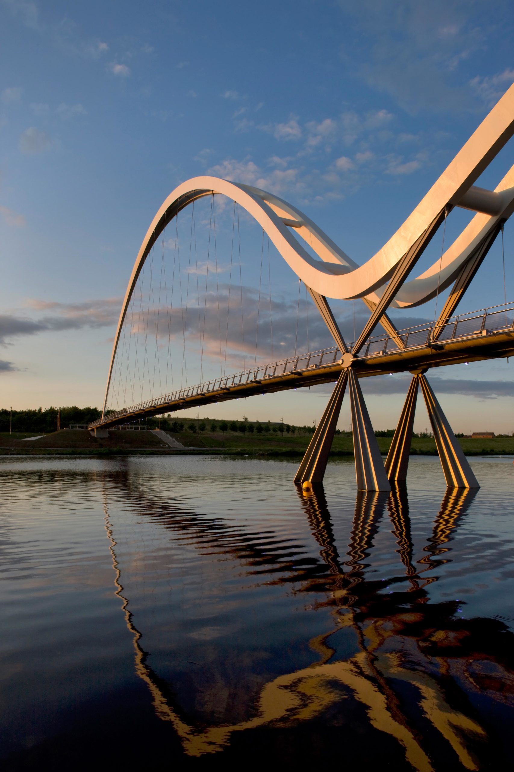 Infinity Bridge - Expedition Engineering